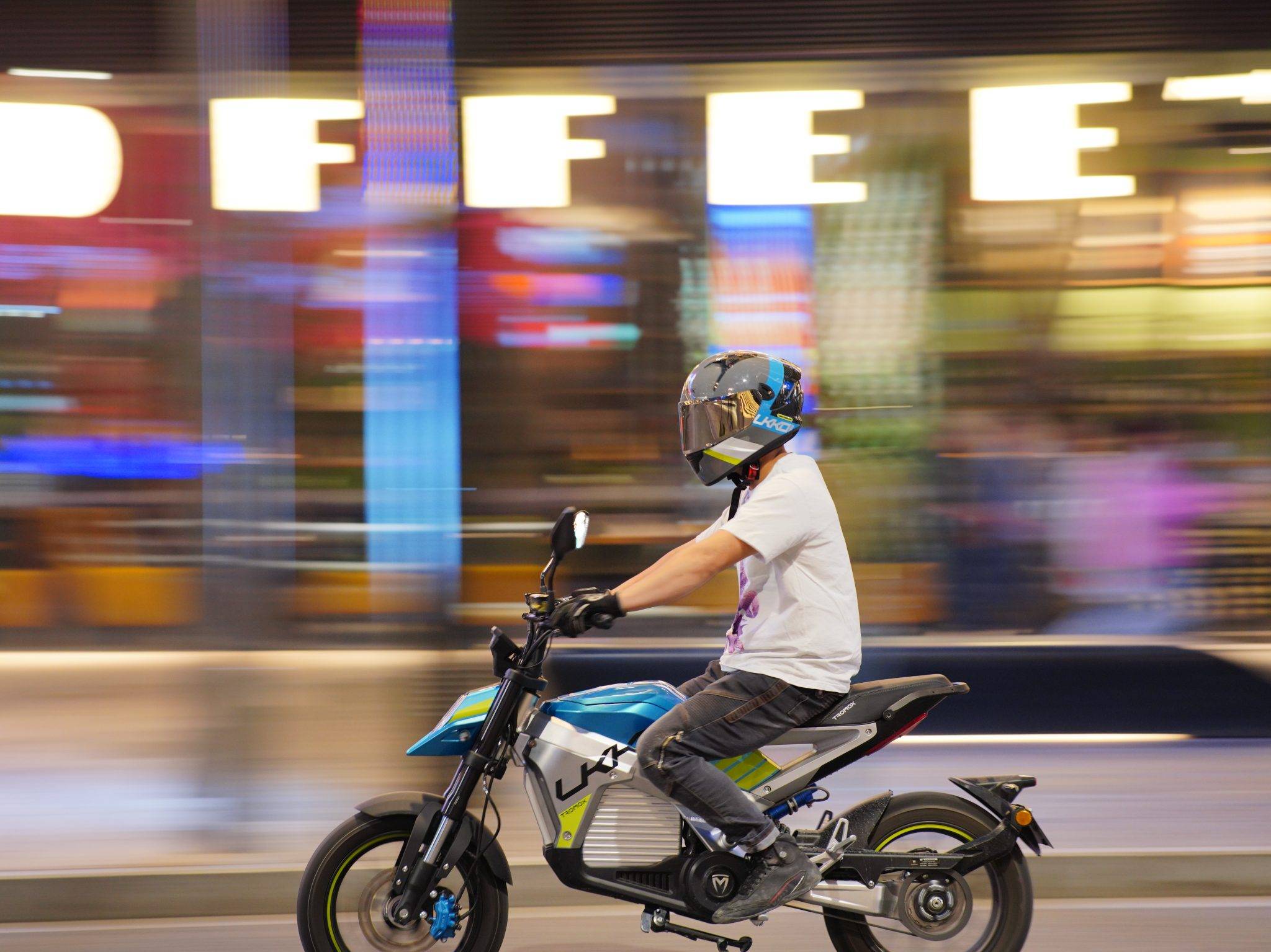 El knallert & El motorcykel | Prøvekør i dag | Tromox.dk